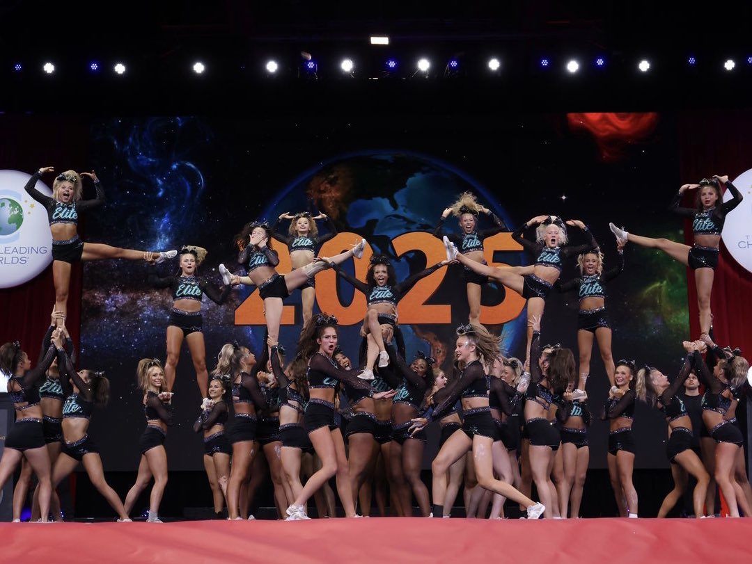 Senior Elite Cheer Poses Cheer Extreme Cheerleading Pics