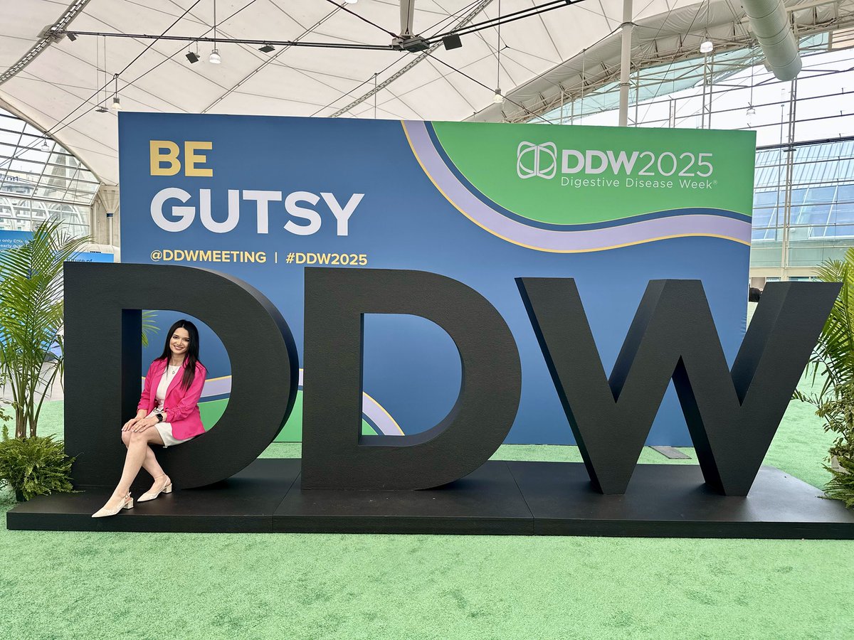 A picture with the #DDW logo is always a must! Honored to be here at # ...