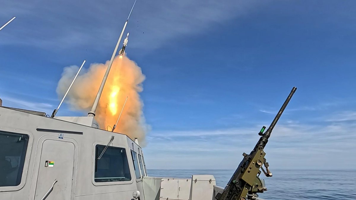 French Navy’s FS Normandie Test-Fires Aster-30 Missile in NATO ...