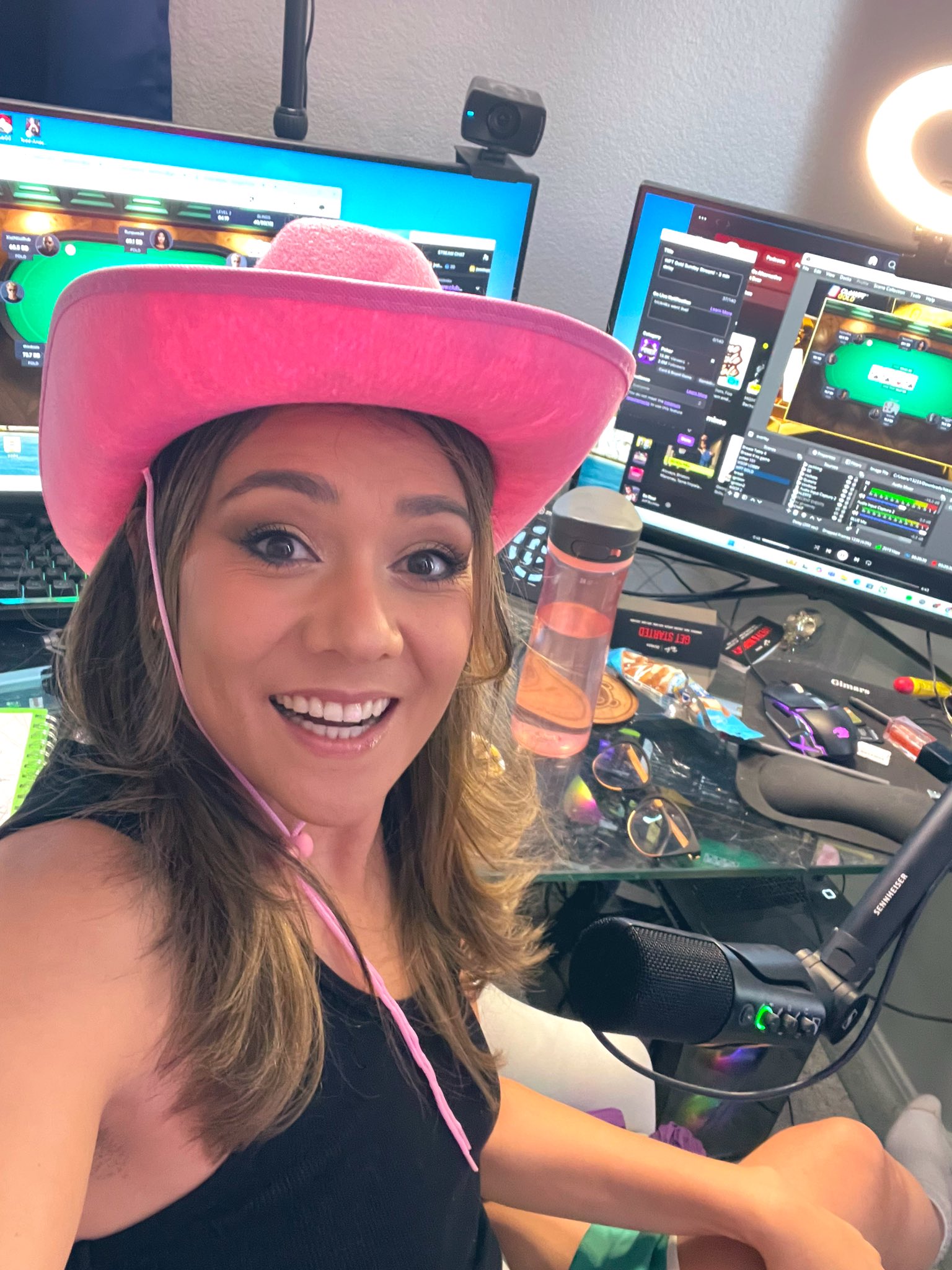 Nikki Limousine Chaude