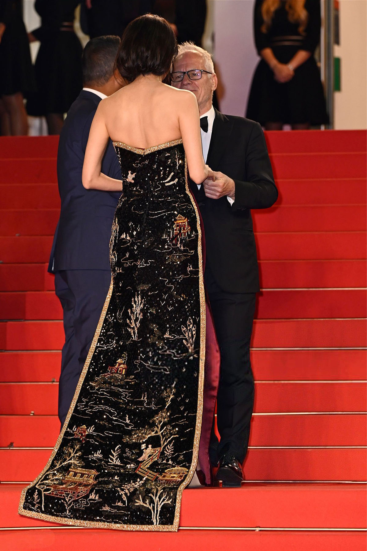 More fashion pics from Cannes Film Festival - Page 5 - Blogs & Forums