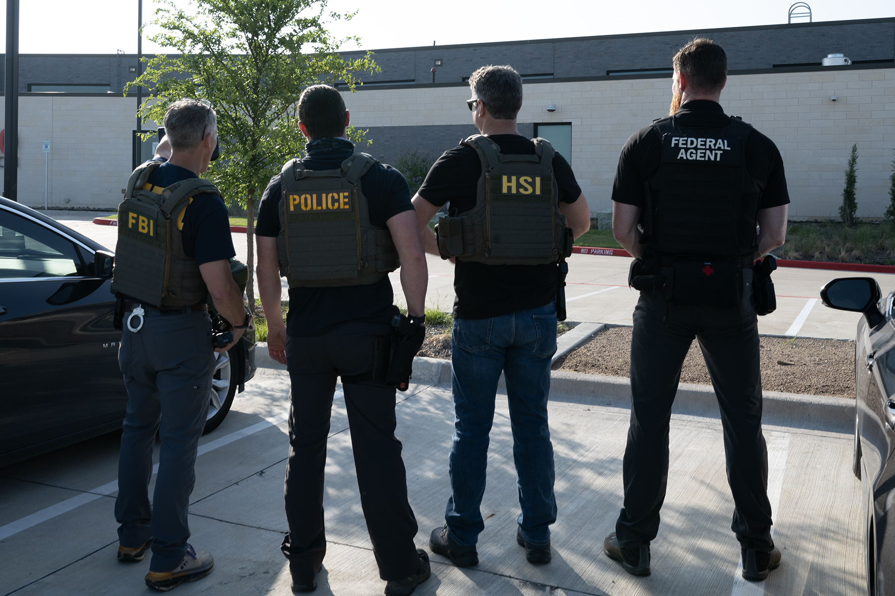 Federal Correctional Officer Arrested