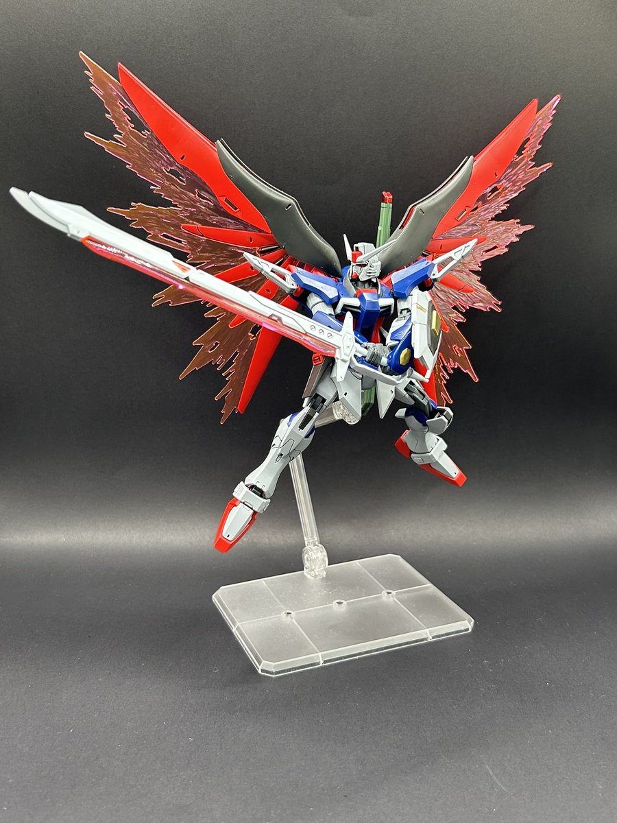 #ガンプラ好きと繋がりたい #ガンプラ HG デスティニーガンダムSpecⅡ&ゼウスシルエット 作りました。 デスティニー、エフェクトあるだけ ...
