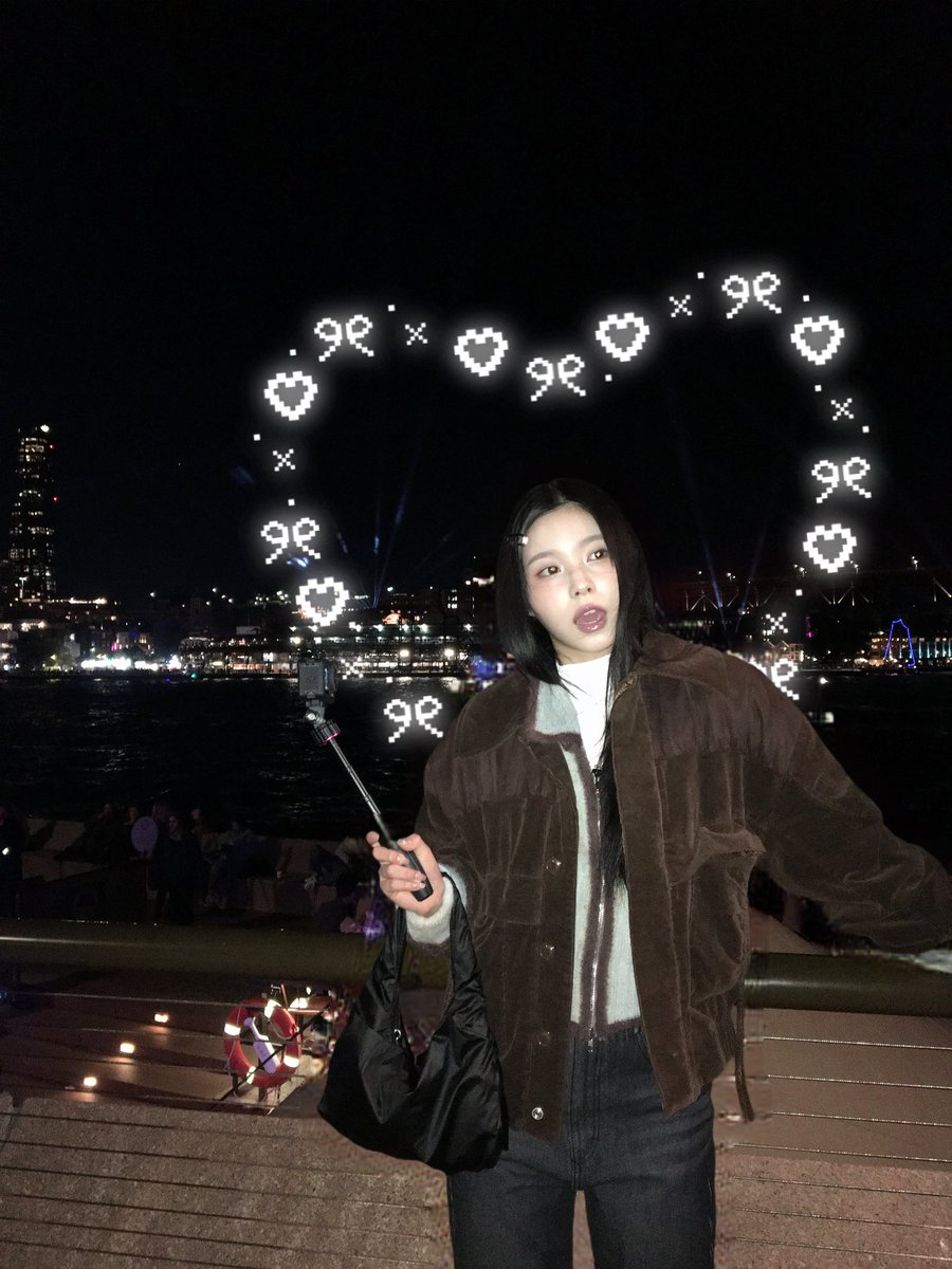 #NMIXX at Sydney諾 starry night⋆⭒˚.⋆敖 #NMIXX #엔믹스 #릴리 #LILY #설윤 ...