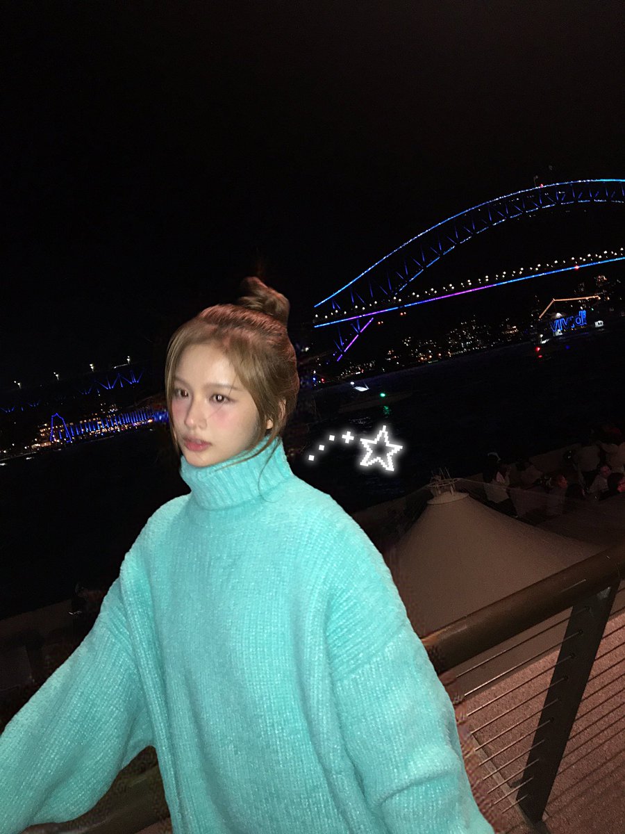 #NMIXX at Sydney諾 starry night⋆⭒˚.⋆敖 #NMIXX #엔믹스 #릴리 #LILY #설윤 ...