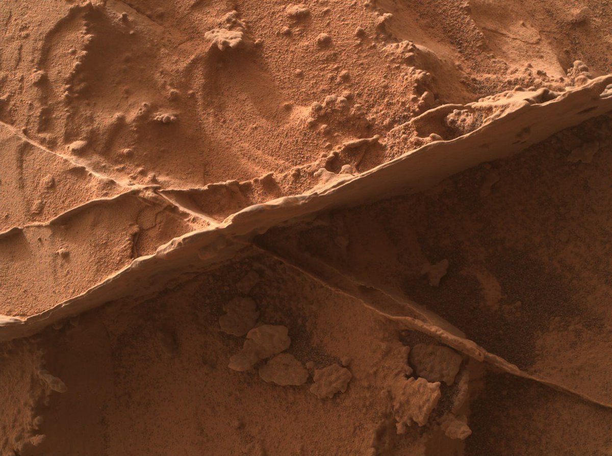 NASA Shares 30-Second Panoramic Video of Sharp Mountain Base in Gale ...
