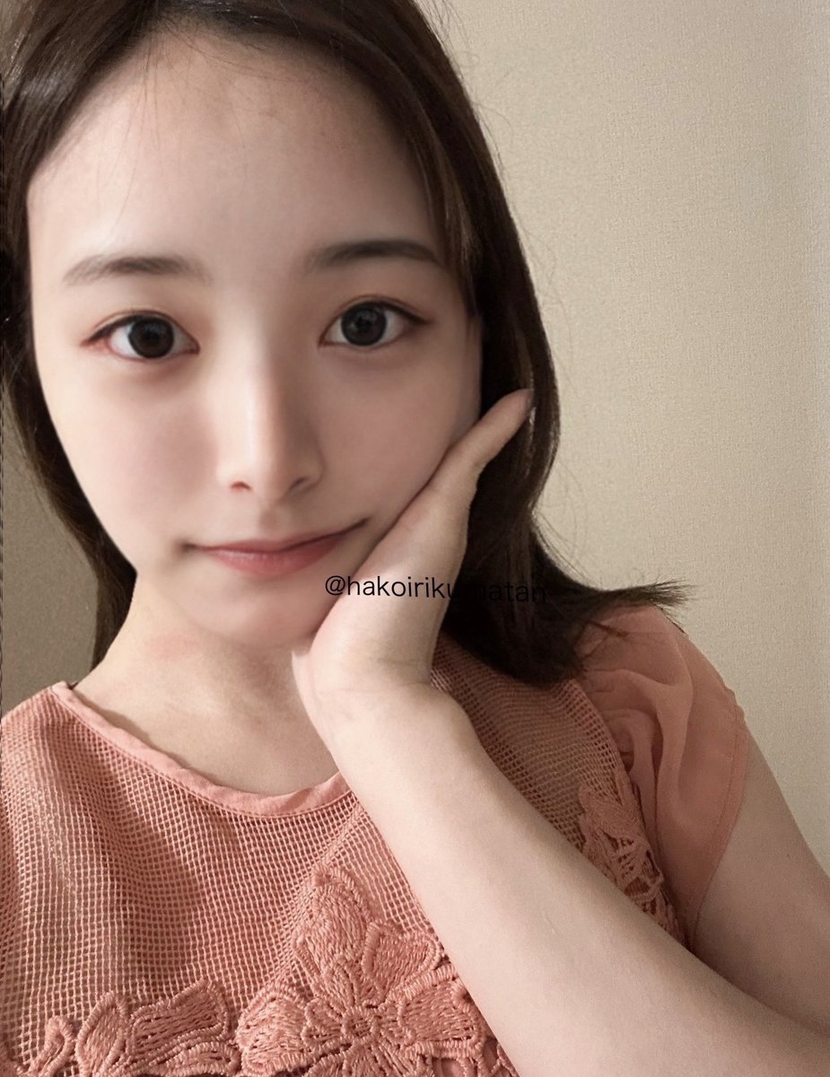 りのっくま(@hakoirikumatan ):ちょっとだけでいいから、 りののこと褒めてくださいっ🧸🩵