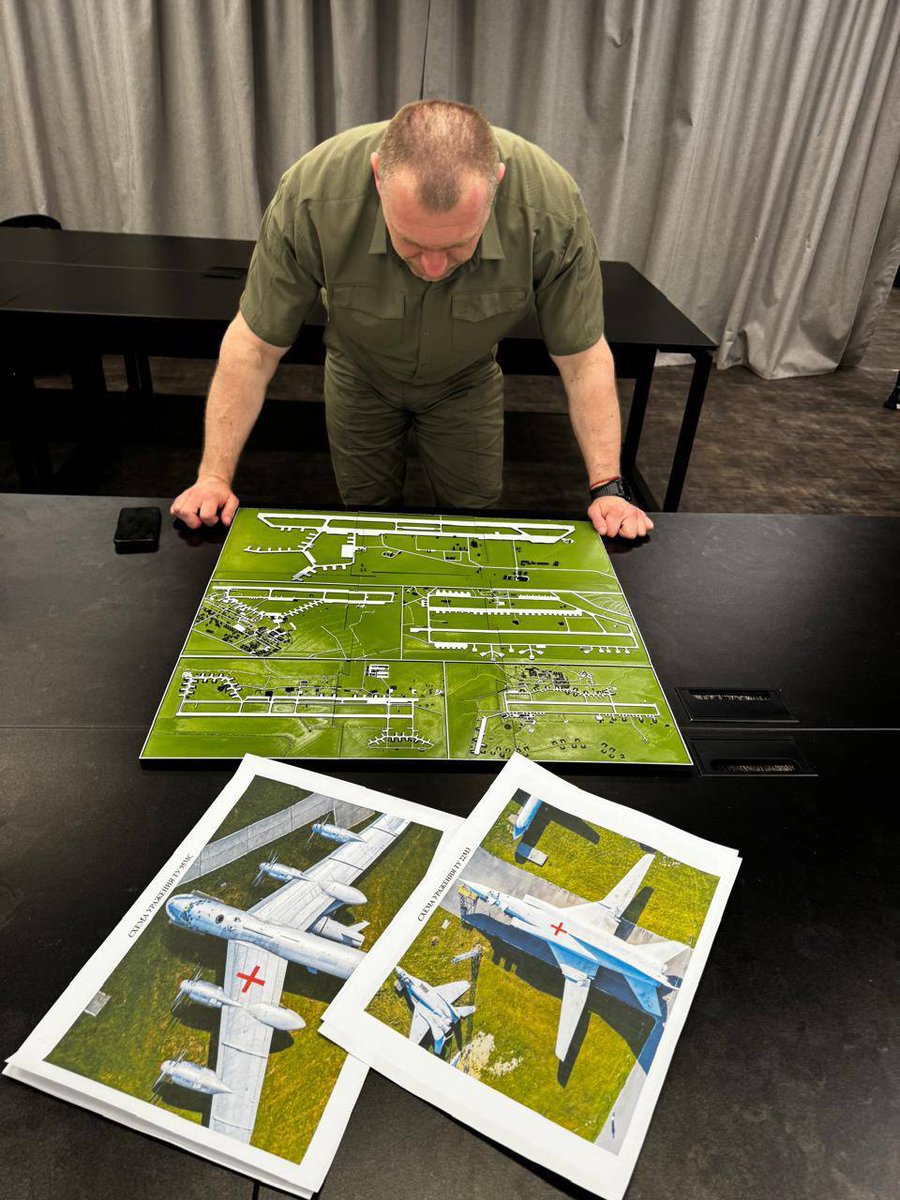 Ukraine’s SBU Chief Maliuk Reviews Satellite Images of Five Russian ...