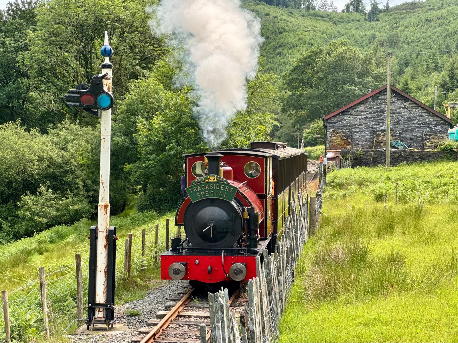 Loco Wallpaper 9 1600x1200