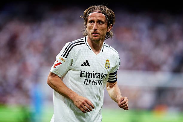 AC Milan Eye Iconic Luka Modric in Stunning Free Transfer - Football Shoot