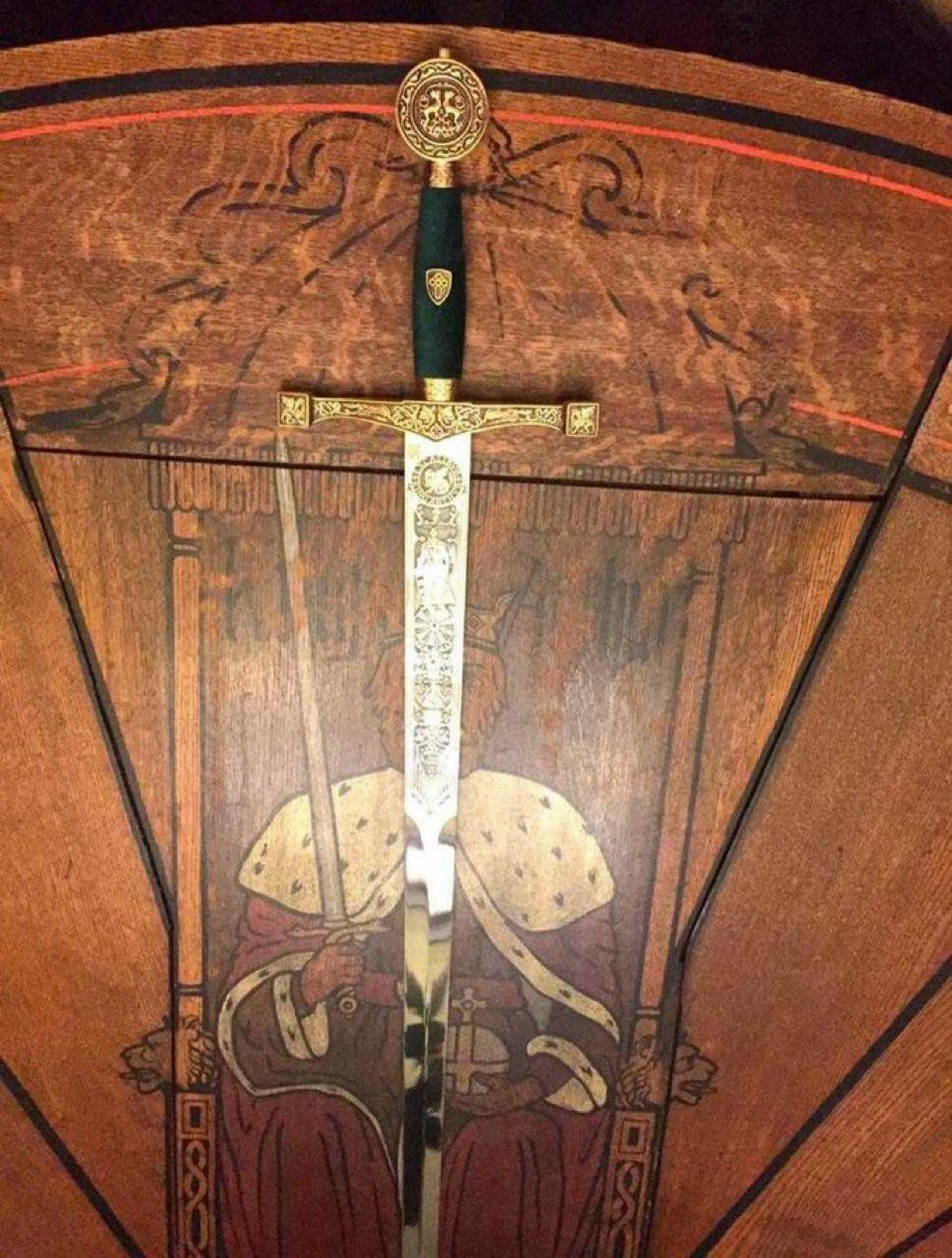 メラニア夫人は実はダイアナ妃で、実はプーチンの妻 - tarobee8のブログ（戯言）