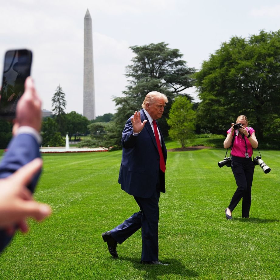 DHS Offers Fine Forgiveness, Free Travel, $1,000 Bonus for Illegal ...