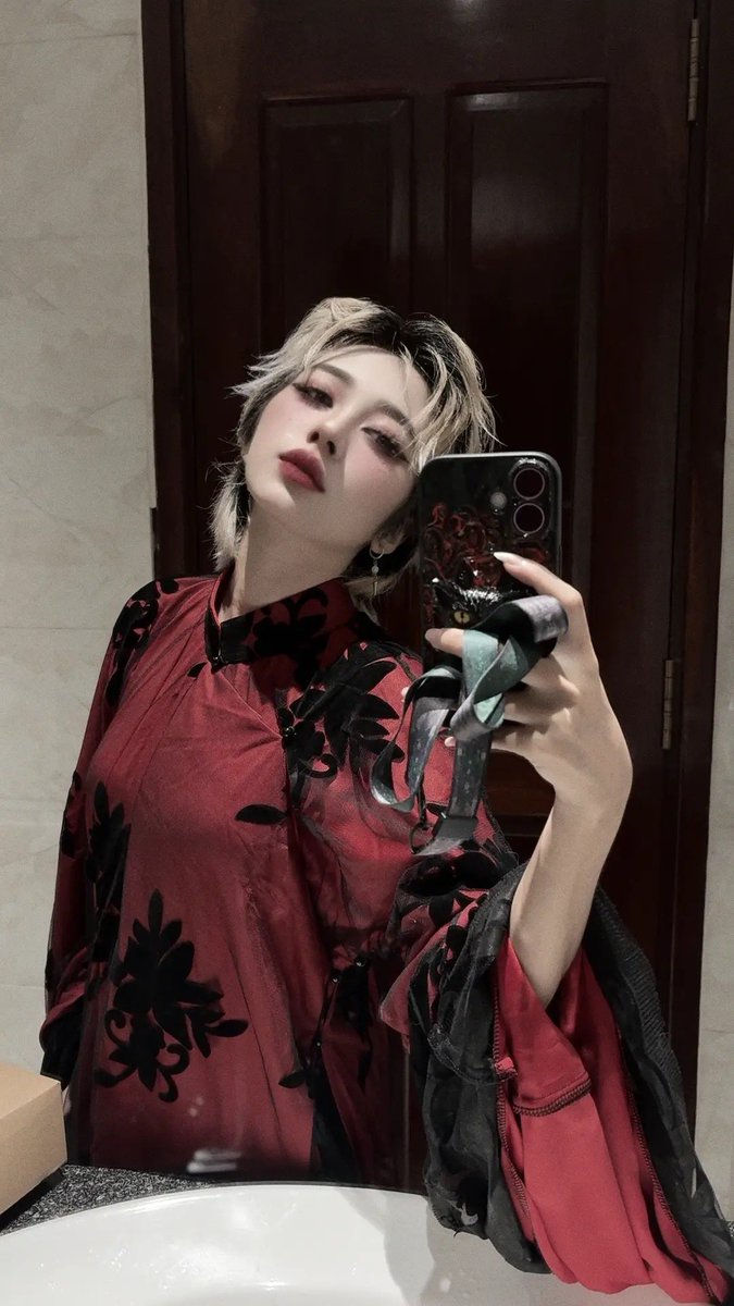 Mercury Nguyen (@disfatcat) / Posts / X