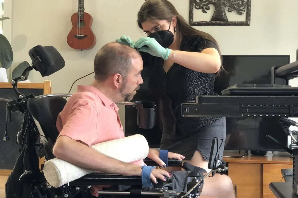 UC Davis AI-Powered Brain-Computer Interface Enables 45-Year-Old ALS ...