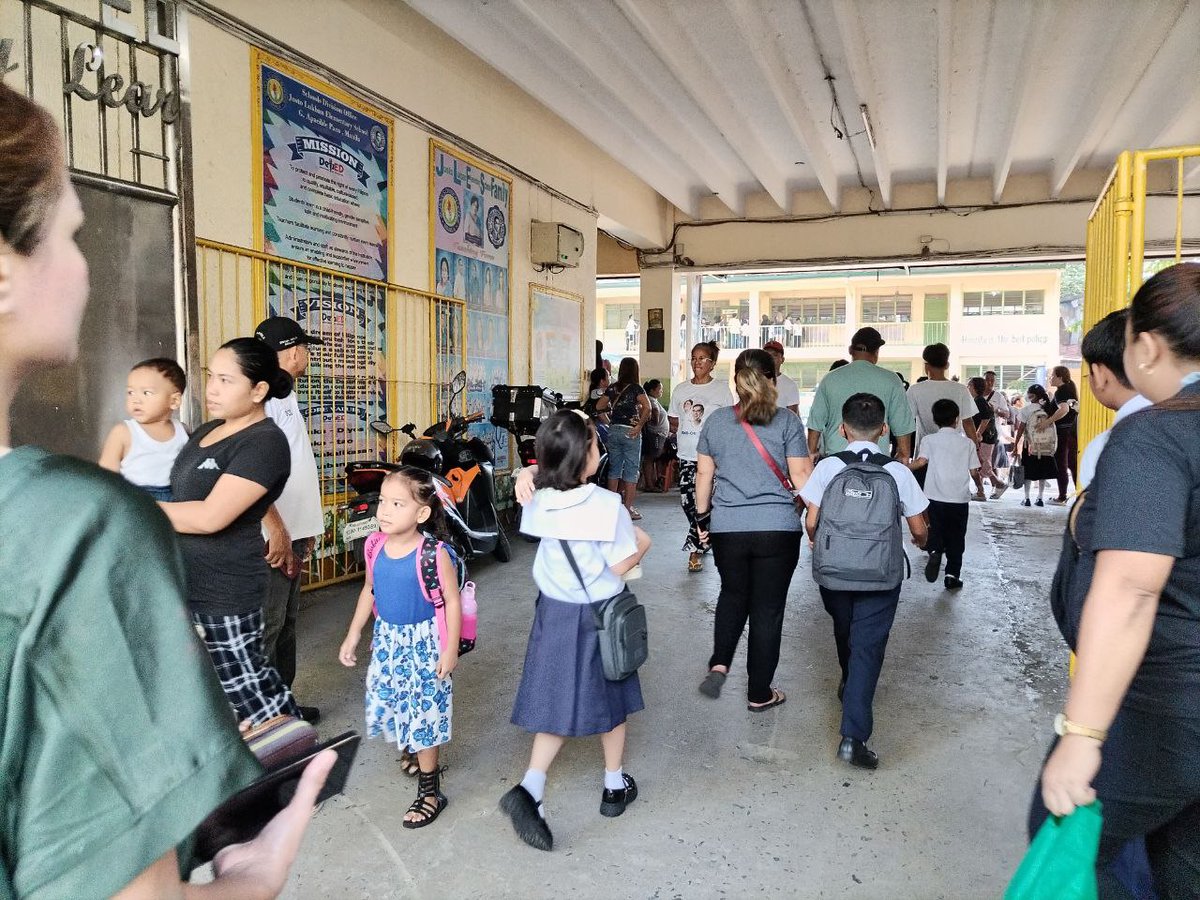 Justo Lukban Elementary School Logo