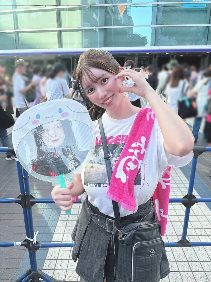 女神はやはり実在した_神のLカップを性感開発する初体験3本番 木村愛心：sone00787 @ako_kimu : 週末は何して過ごそう？