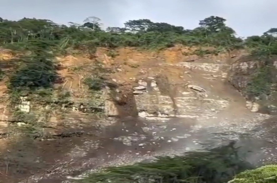 Heavy Rains in Western Venezuela Flood Mérida, Destroy 25 Bridges ...