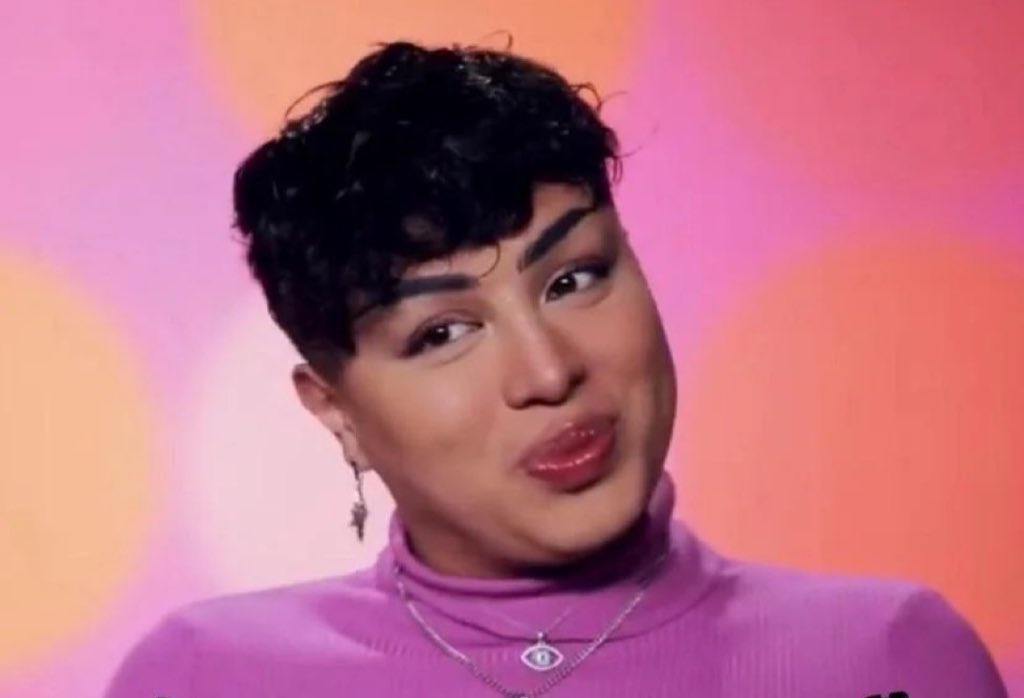 Adrian Rae's Instagram, Twitter & Facebook on IDCrawl