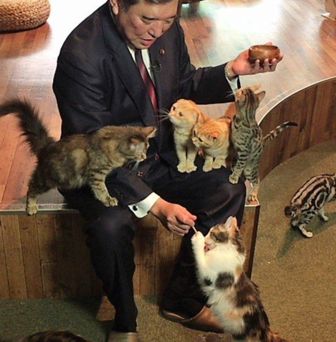 村上総務相、石破首相の続投支持「本当に石破さん個人の責任だったか」「自民党の負の遺産背負いやってきた」旧統一教会問題挙げ ★2 [Hitzeschleier★]