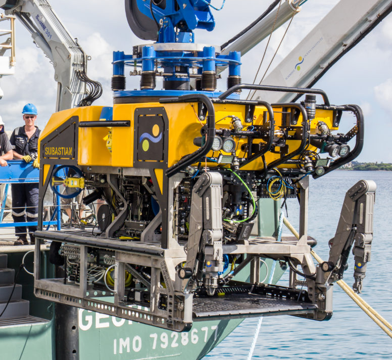 @CONICETDialoga así es el rov subastian, el robot submarino que baja 4 ...