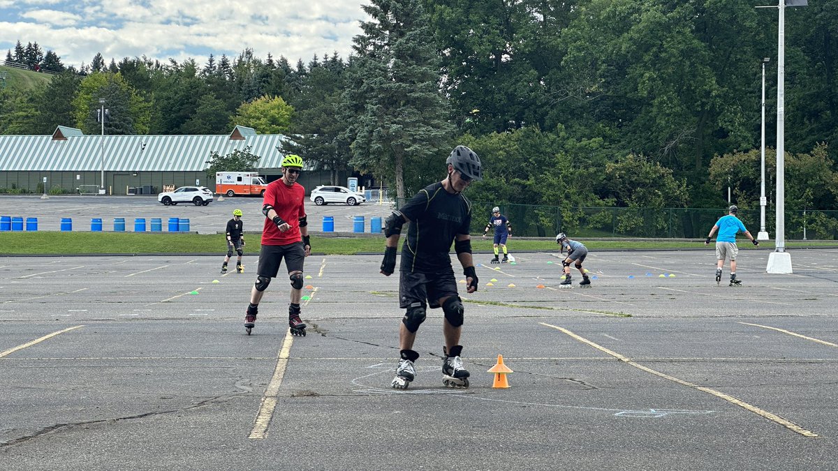 Pine Knob Ski and Snowboard School @PineKnobSkiing X Profile | Muskviewer