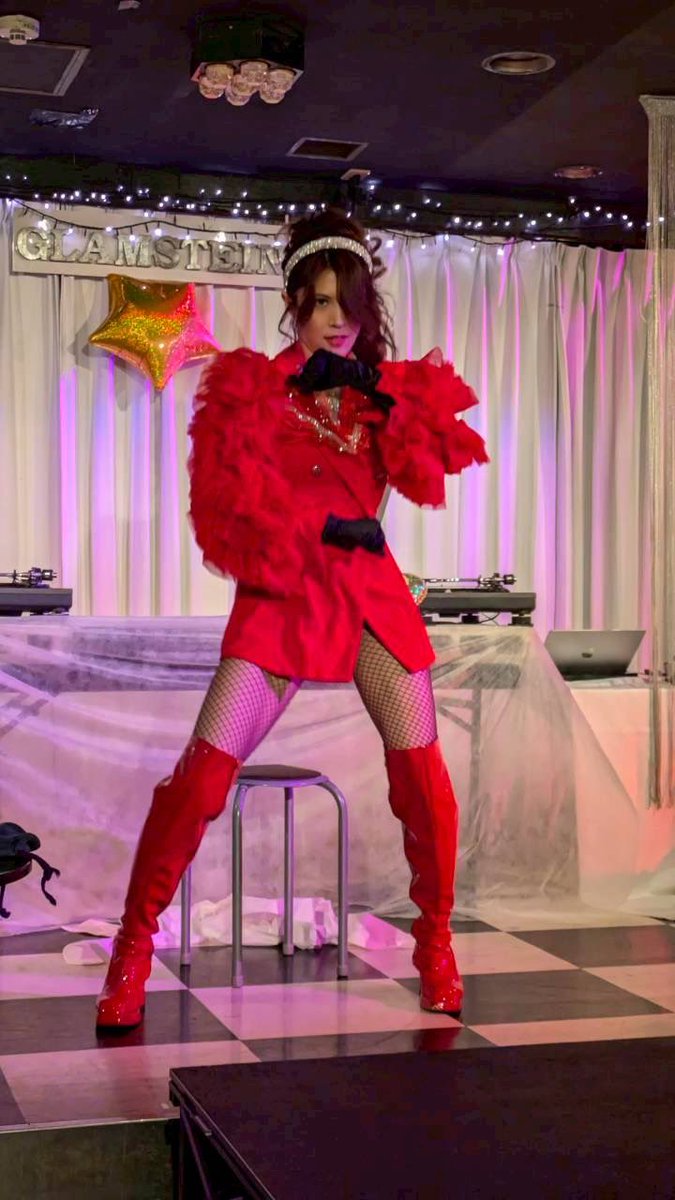 昨晩はイベントにお越し下さりまして誠にありがとうございました ましろファンは20人以上お集まり頂き お祝いシャンパン壟チップありがとうござい ...