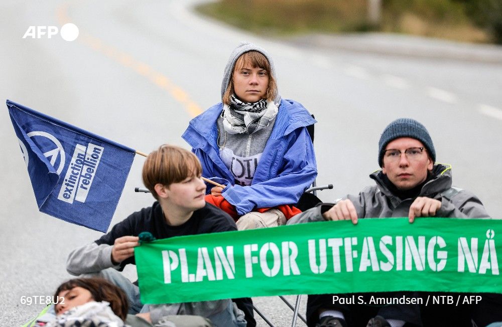 Greta Thunberg Leads 200-Strong Blockade at Equinor’s Mongstad Refinery | DeepNewz Norway