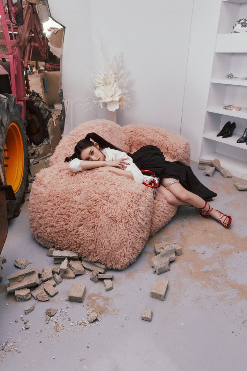 IVE - "XOXZ" MV ⋆ Girl Group Stan