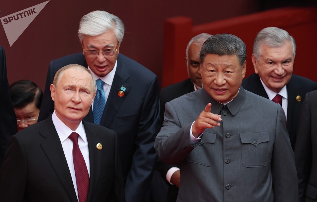 Sputnik Mundo's Threads – Thread Reader App