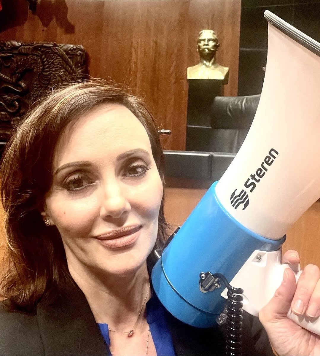 Sputnik Mundo's Threads – Thread Reader App