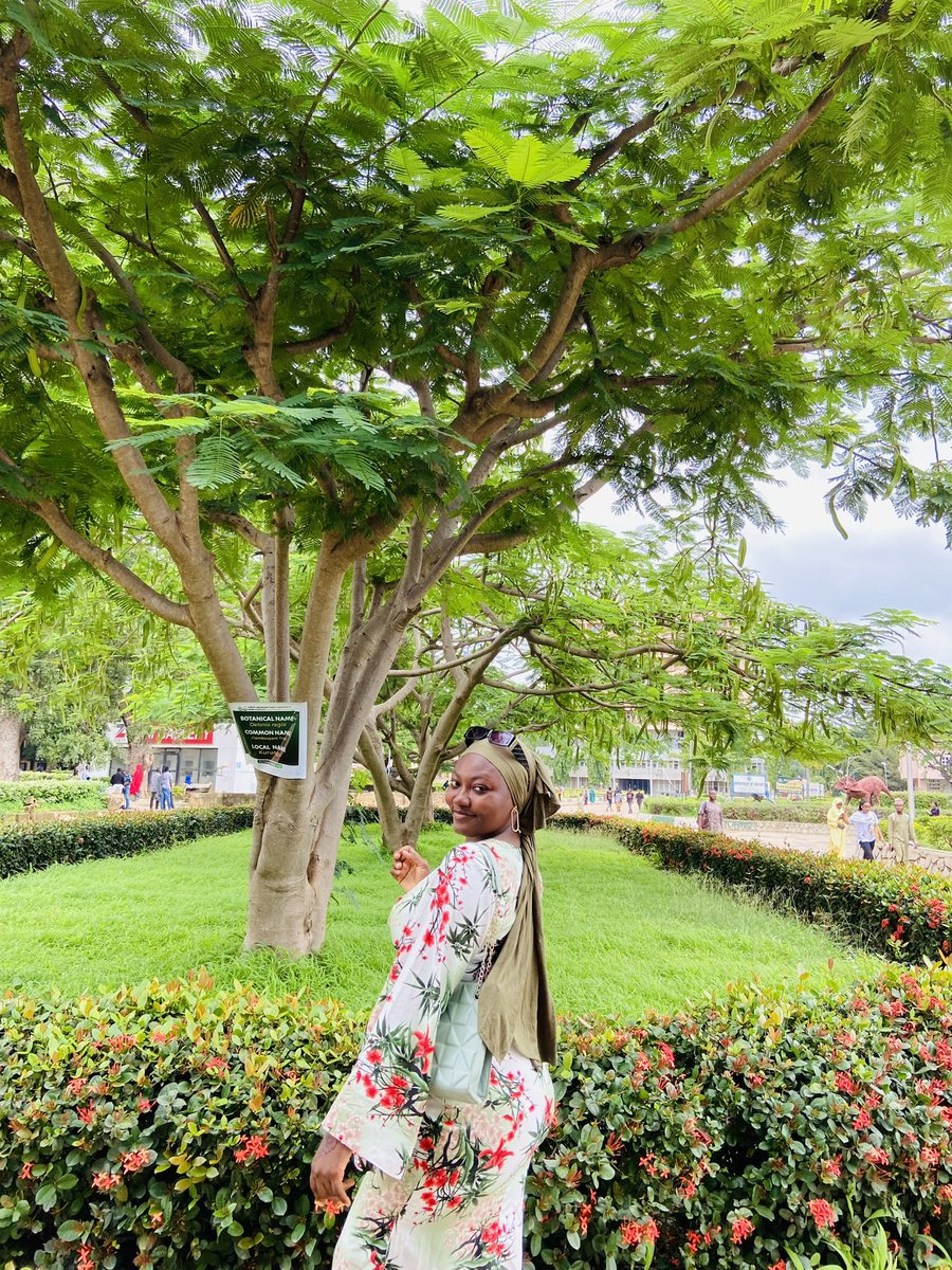 MAYA @Photo_Freakk X Profile | Muskviewer