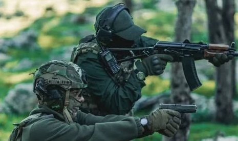Yurtugh Tacticalはこんな感じのゴリゴリ部隊。シリア内戦が収まってからは音沙汰ないな