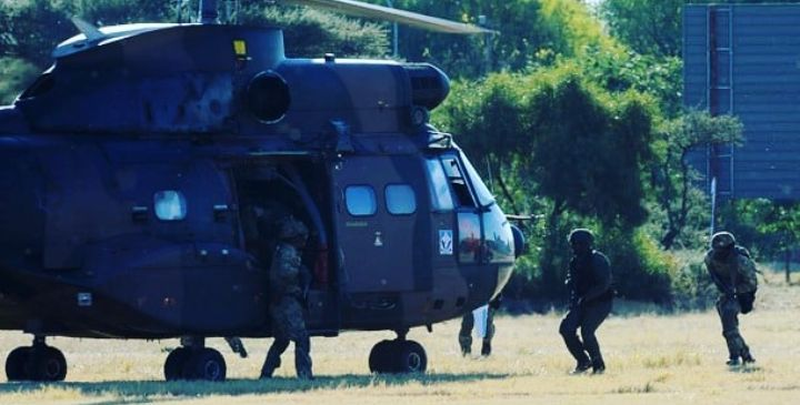 SA Special Task Force (SAPS) training along side members of the South ...