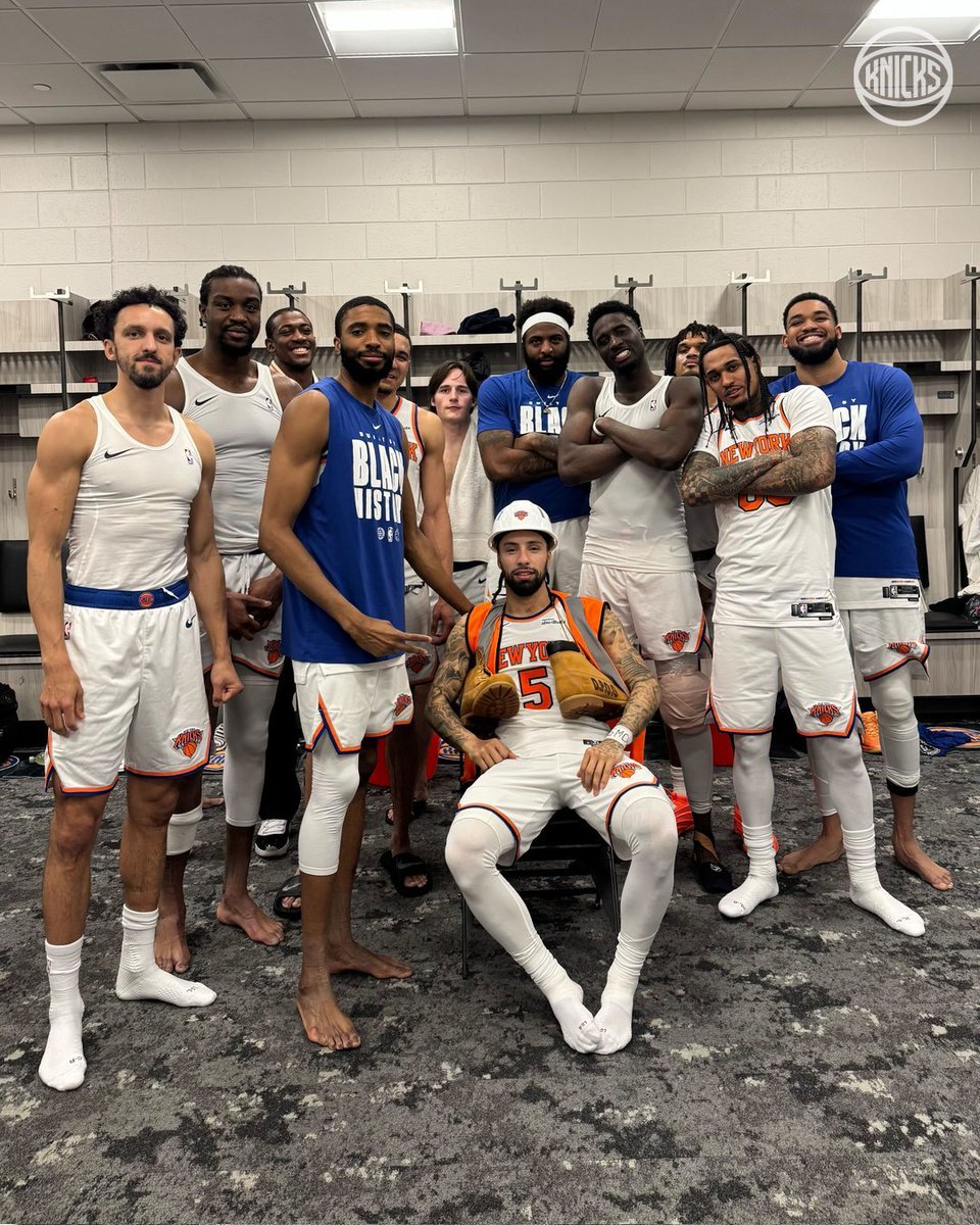 JOSE ALVARADO GETS THE KNICKS DPOG TIMBS