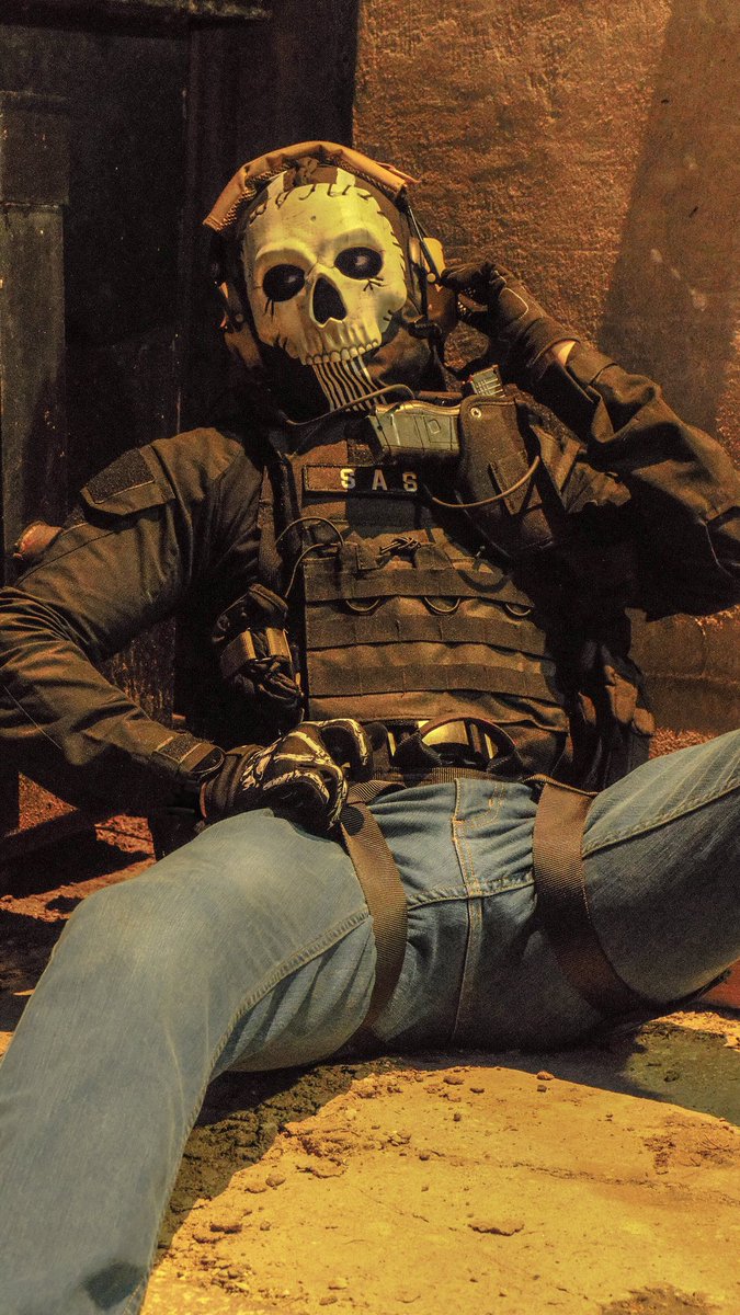 "I like you alive, Sergeant " Simon "Ghost" Riley | LEAF Photo ...