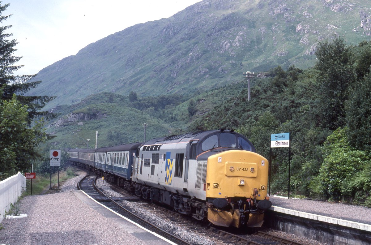 From the Editor's archive: 37423 Sir Murray Morrison arrives at ...