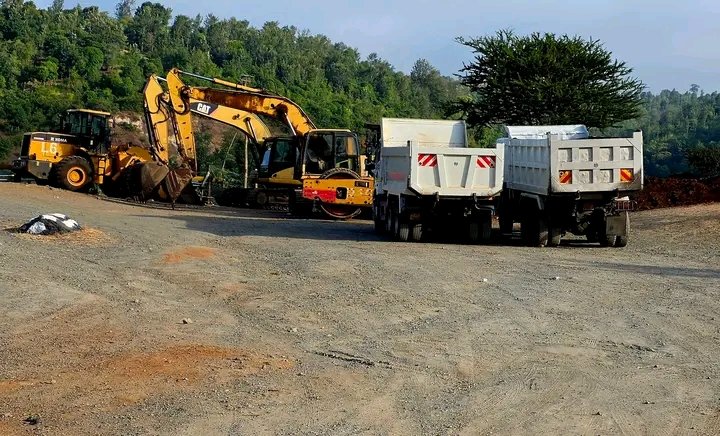 Nithi Bridge works are finally taking shape. Machines on site, momentum ...
