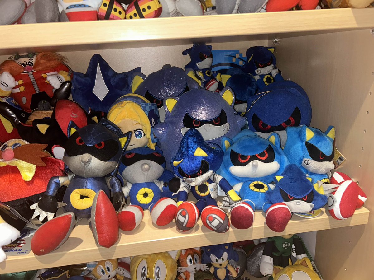 @sonic_hedgehog My humble Metal Sonic Collection https://t.co/LMvEvFkFb2