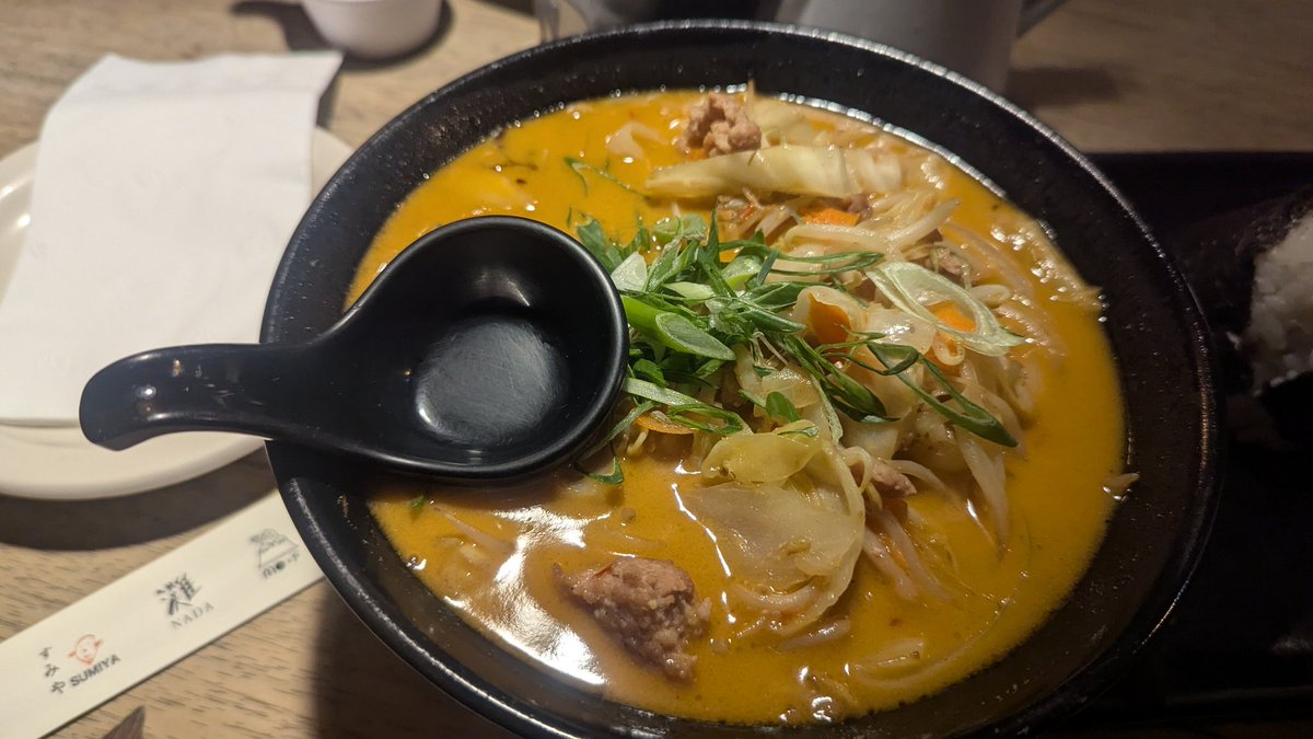 すみや 普通に美味かったわ🇲🇽🍜🍙 Muchas gracias por invitarme a Black Terry jr.🙏🏻