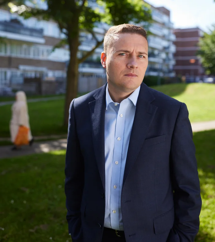 🚨JAMES ESSES TAKES LABOUR GOVERNMENT TO COURT OVER CHILD EXPERIMENTS ...