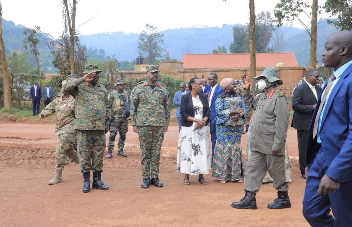 Commander in Chief, President Yoweri Museveni arrival . 📸CDF Gen ...