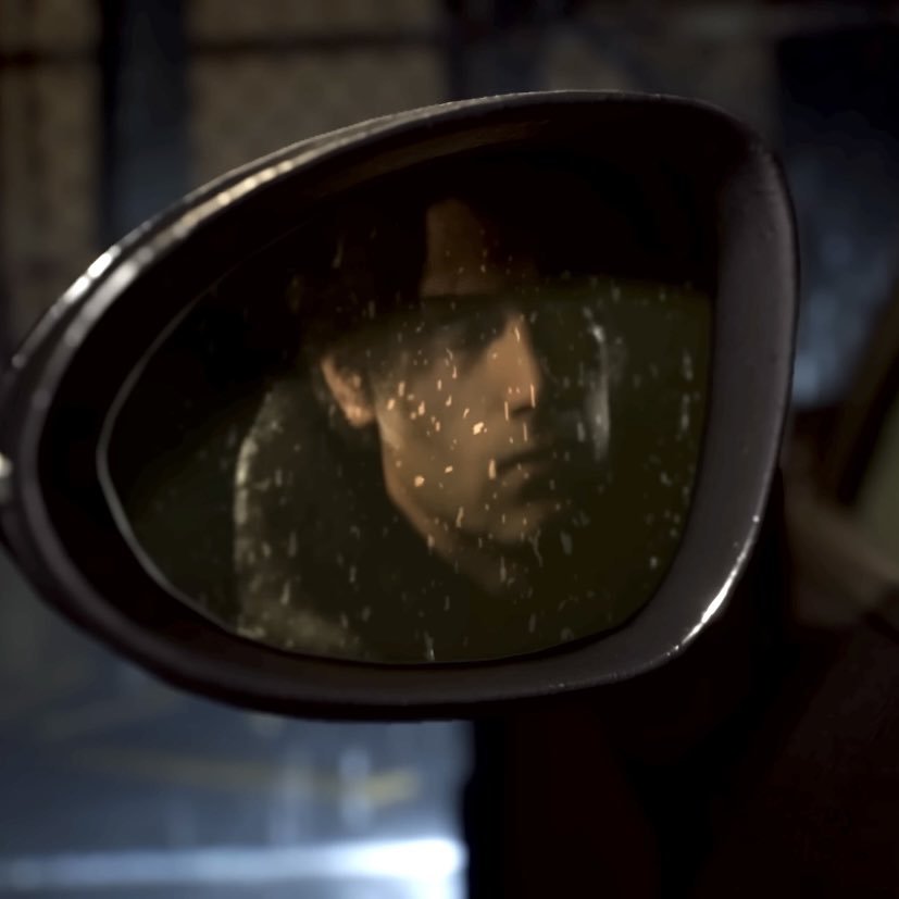The moment i saw this frame i instantly thought of rookie Leon