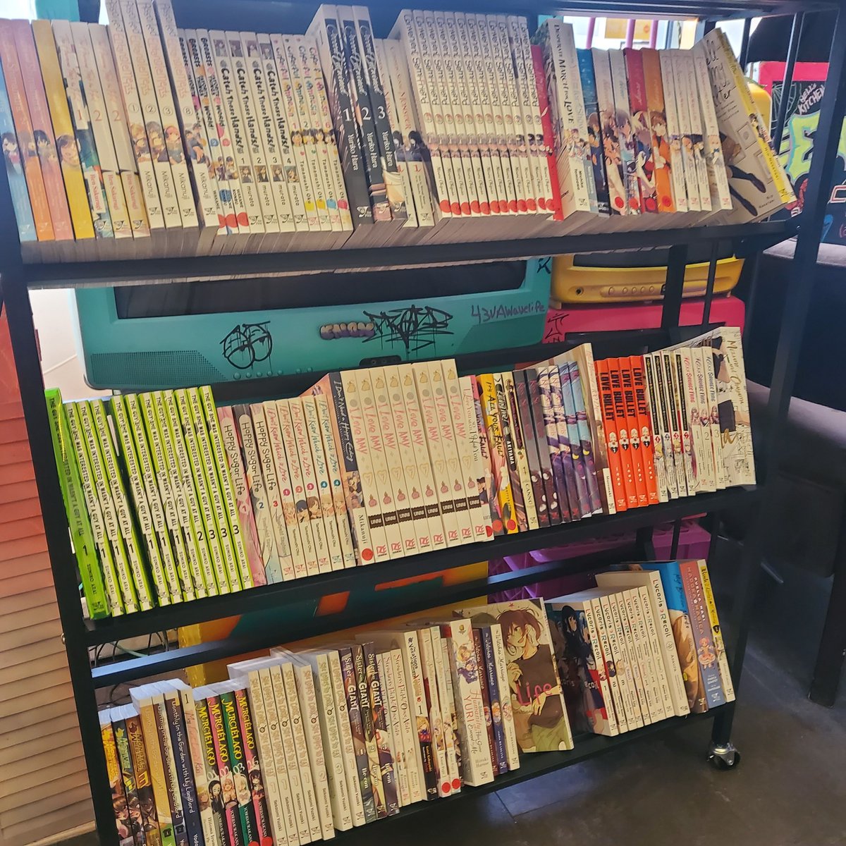 We love seeing people discover new GL comics and novels to read in our ...