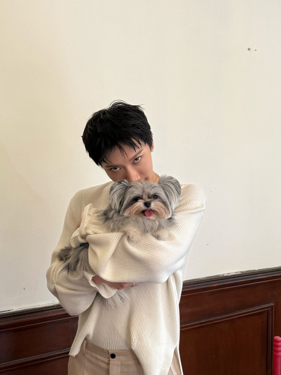 텐스타그램 tenlee_1001 https://t.co/KHwbOiQqAl