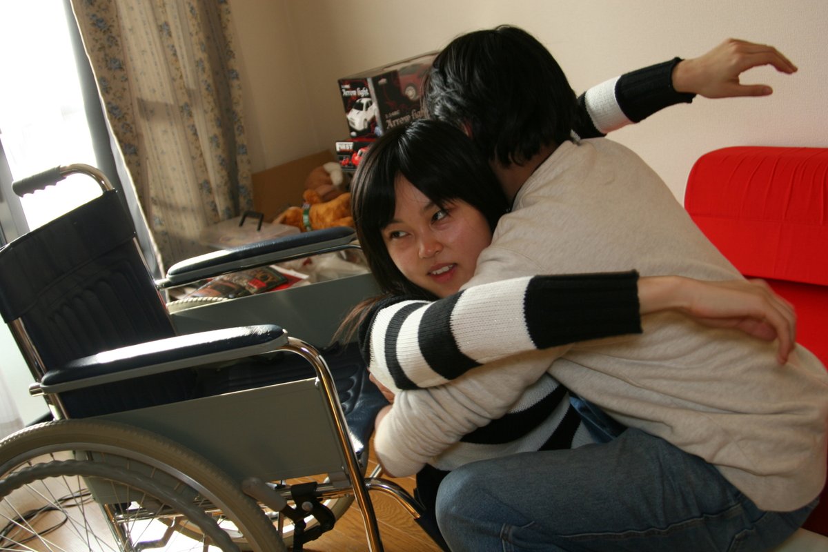 いろいろあっても 七転八起き！ C.G.J は昔からYOU TUBEでもXでもBASEでも、いつも アカウントが赤だからさ