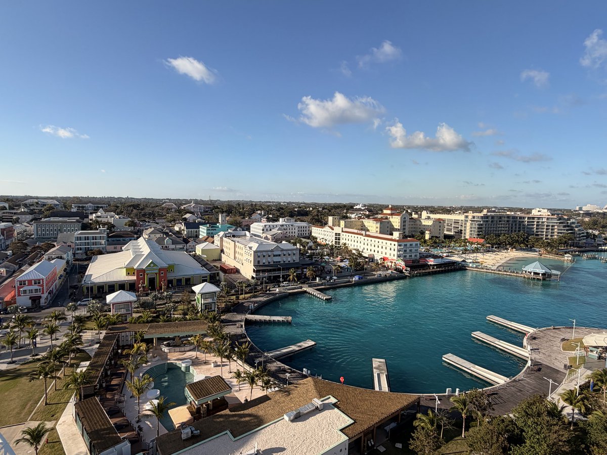 Bahamian Valentine’s Day https://t.co/quLmw4fRYw