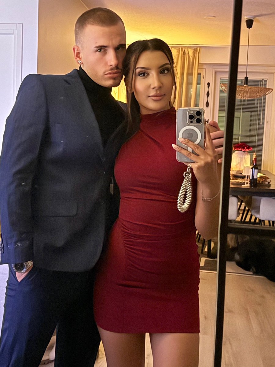 THE NO.1 ALPHA COUPLE ♕ (@ServeTheRoyals) / Posts / X