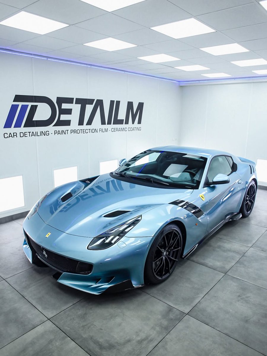 Ferrari F12