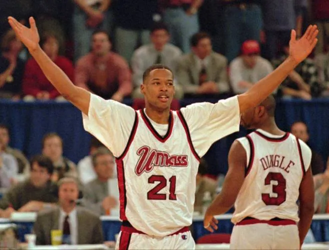 It pains me to say it, but Miami's perfect season ends tonight. UMass ...