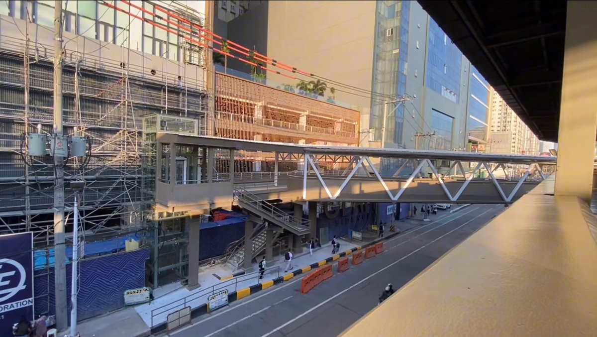 NEW KAMUNING FOOTBRIDGE LOOK: The Department of Transportation (DOTr ...